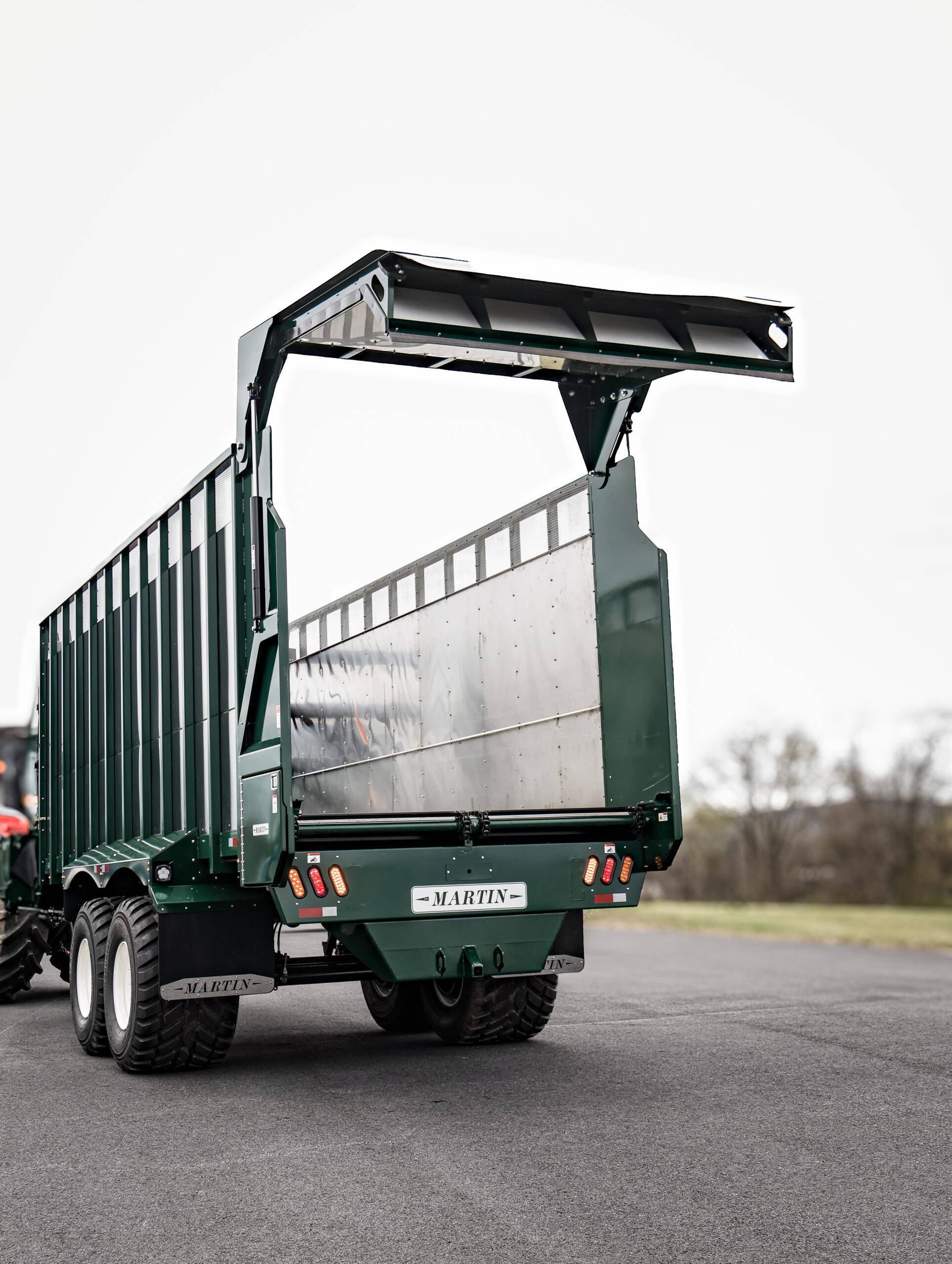 High-quality Forage Trailers | DM Martin Manufacturing