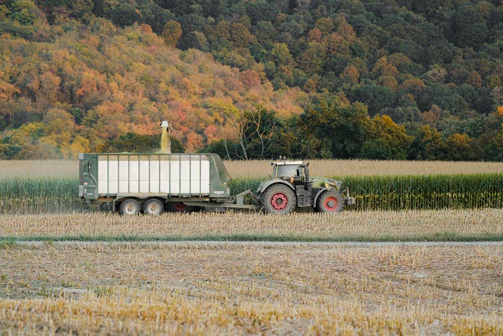 High-quality Forage Trailers | DM Martin Manufacturing