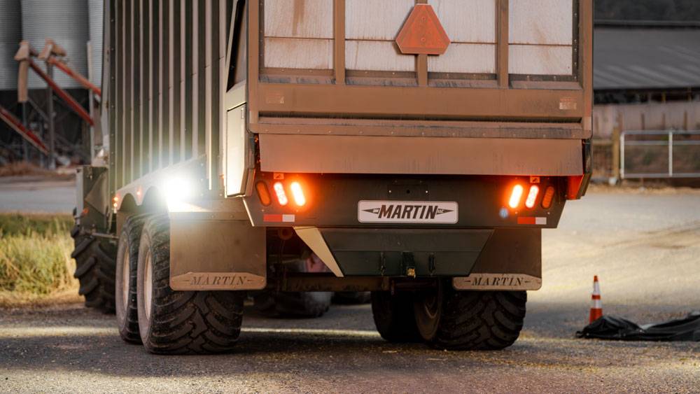 High-quality Forage Trailers | DM Martin Manufacturing